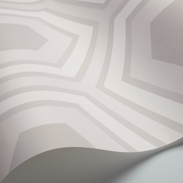 Hicks Grand – Walnut Wallpaper