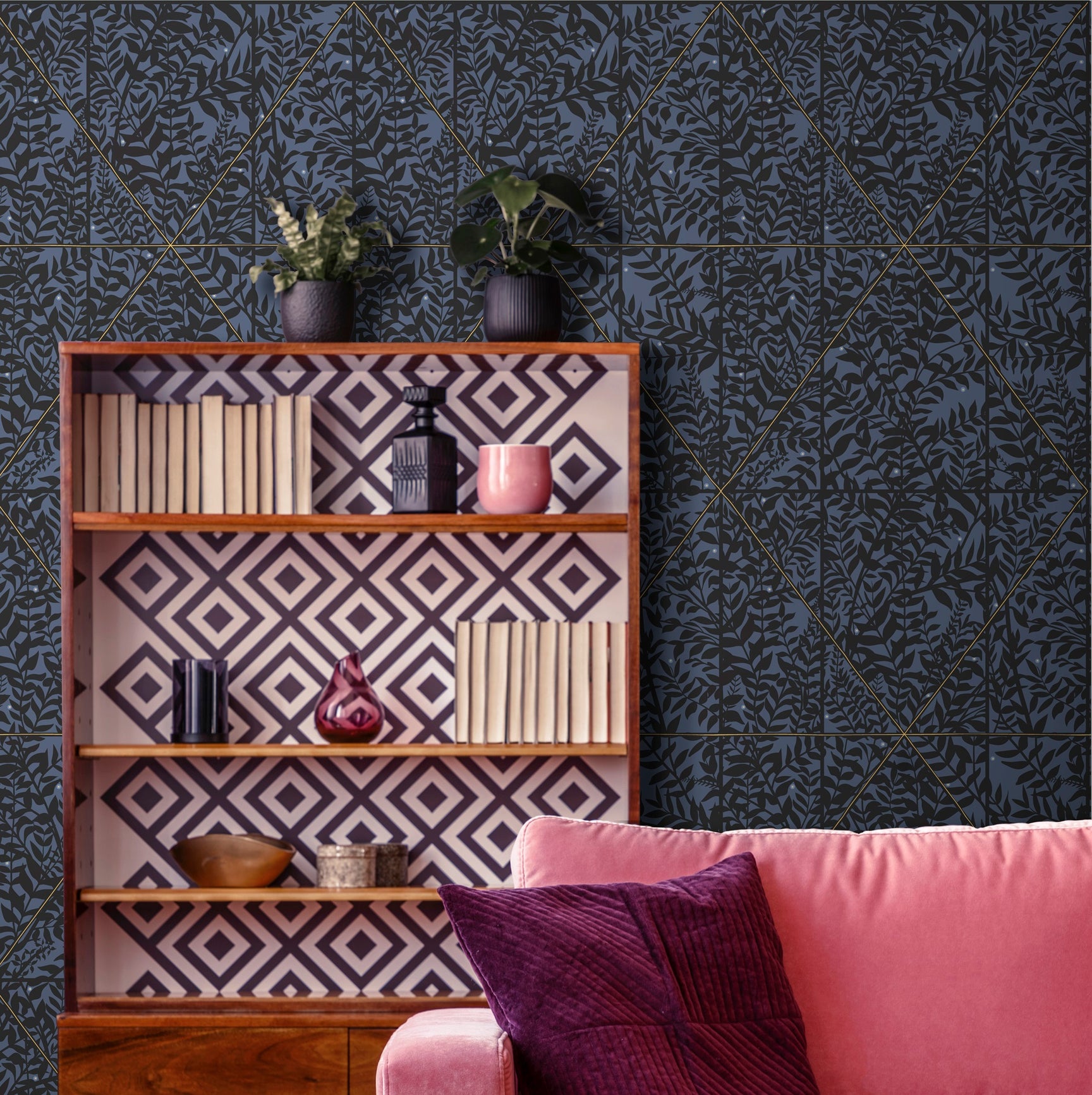 Chiaroscuro – Walnut Wallpaper