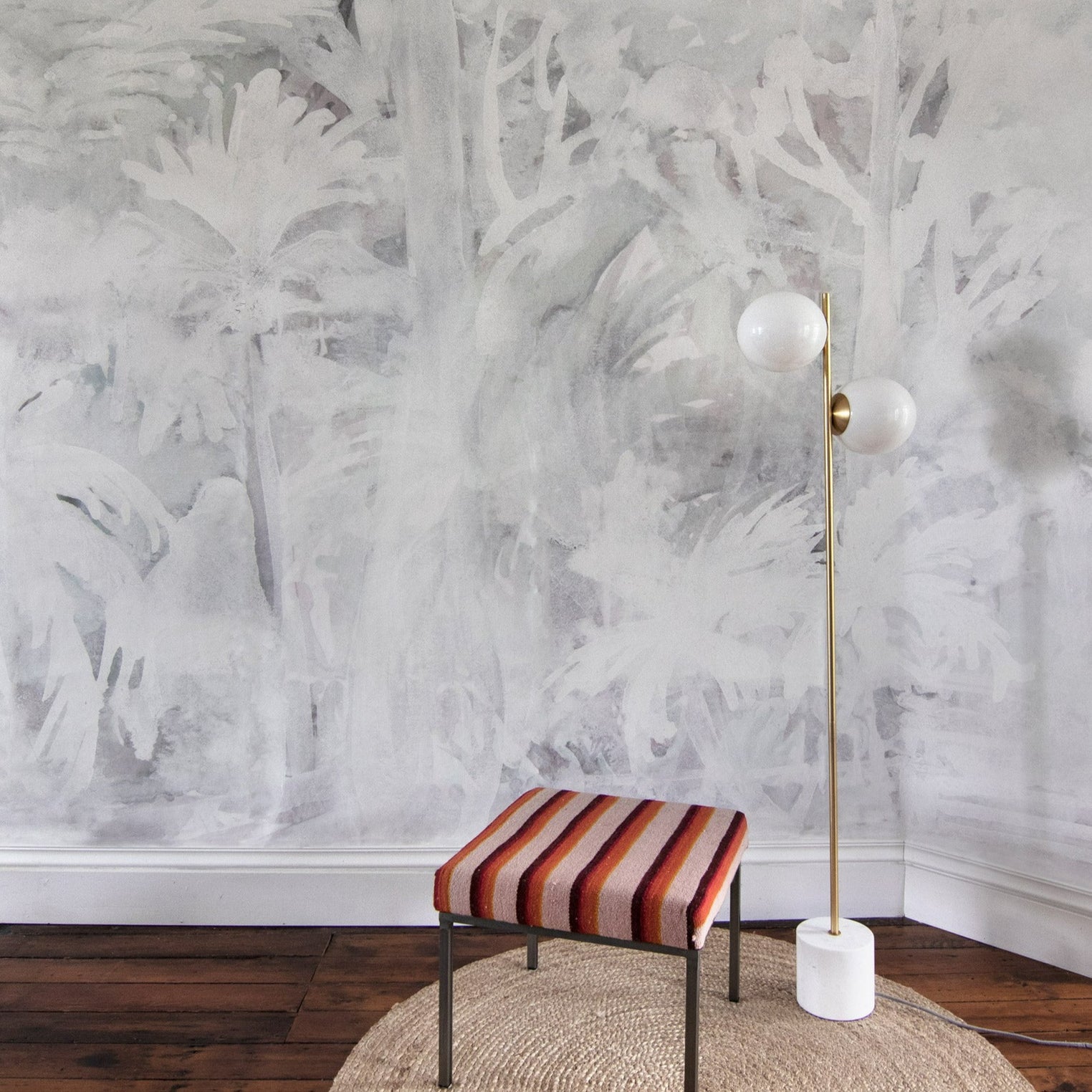 Regalo di Dio – Walnut Wallpaper