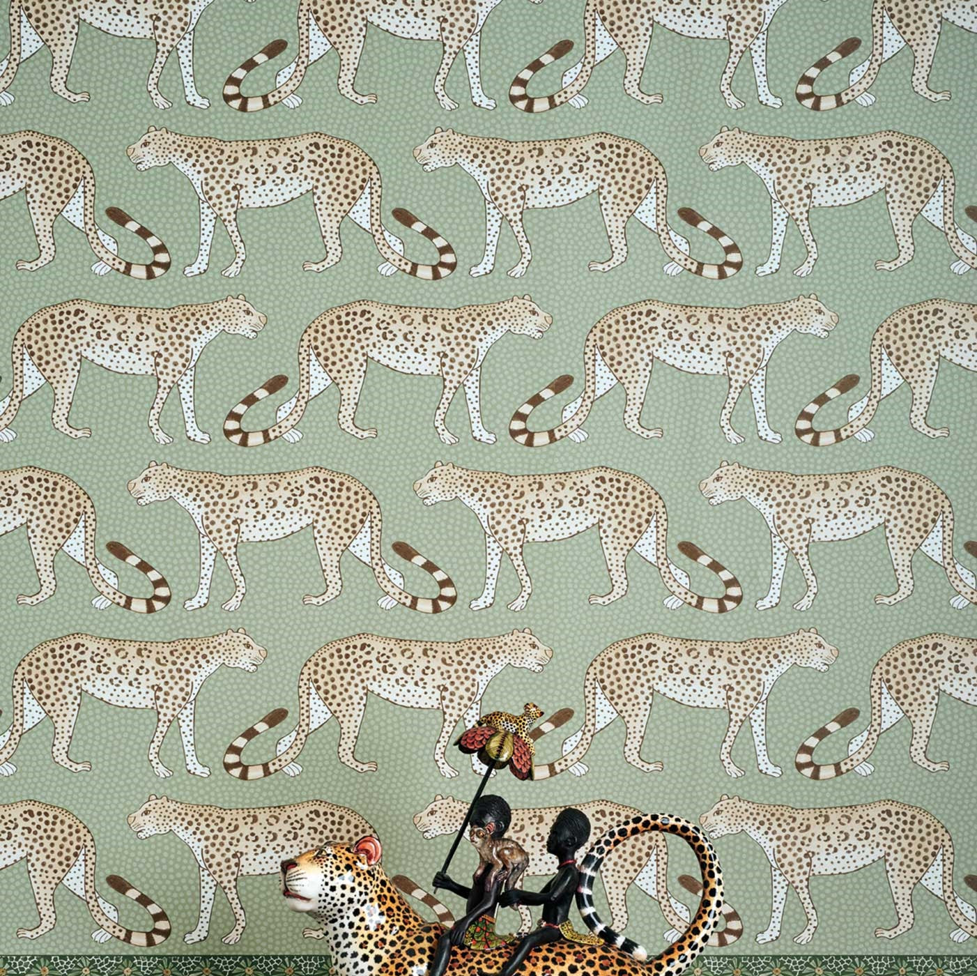 leopard walk wallpaper