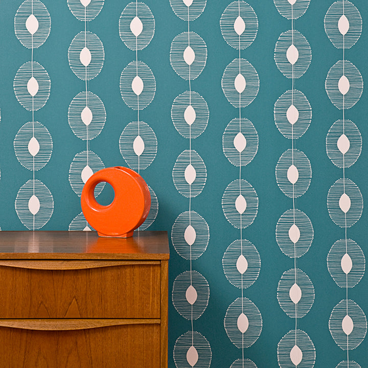 Dewdrops – Walnut Wallpaper