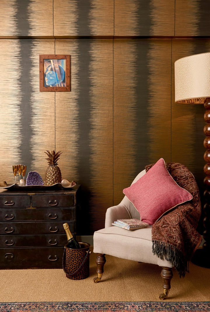 Plume – Walnut Wallpaper